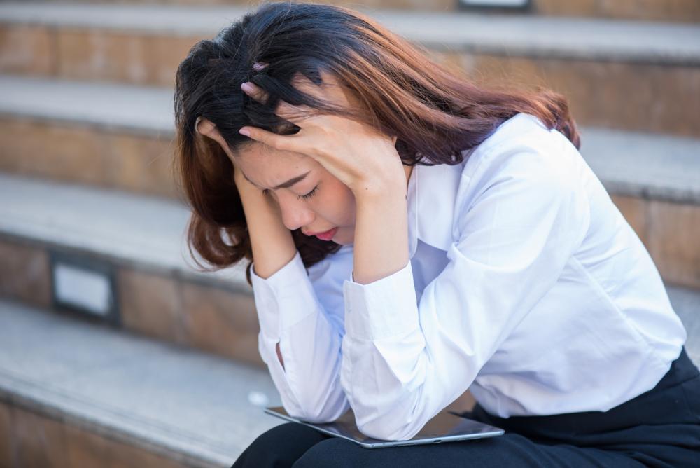 Post-Traumatic Stress Disorder (PTSD): Gejala, Penyebab, dll.