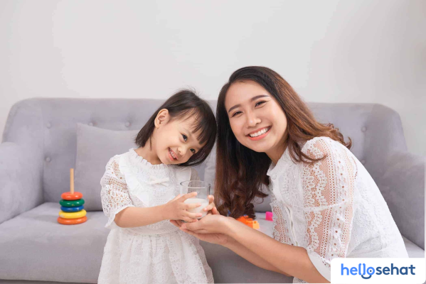 4 Manfaat Laktosa untuk Tumbuh Kembang si Kecil dan Pemberiannya