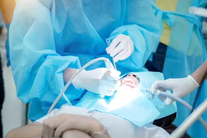 6 Cara Menghilangkan Mucocele, dari Alami hingga Operasi - Hello Sehat