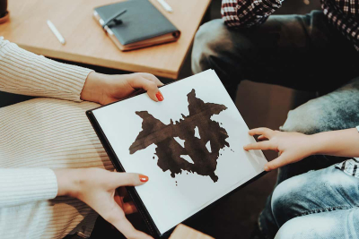 Tes Rorschach, Evaluasi Psikologis Gunakan Kartu Bertinta • Hello Sehat
