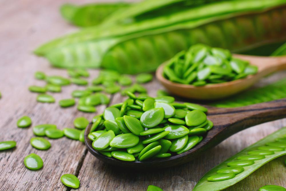 5 Manfaat Petai Cina untuk Kesehatan | Hello Sehat