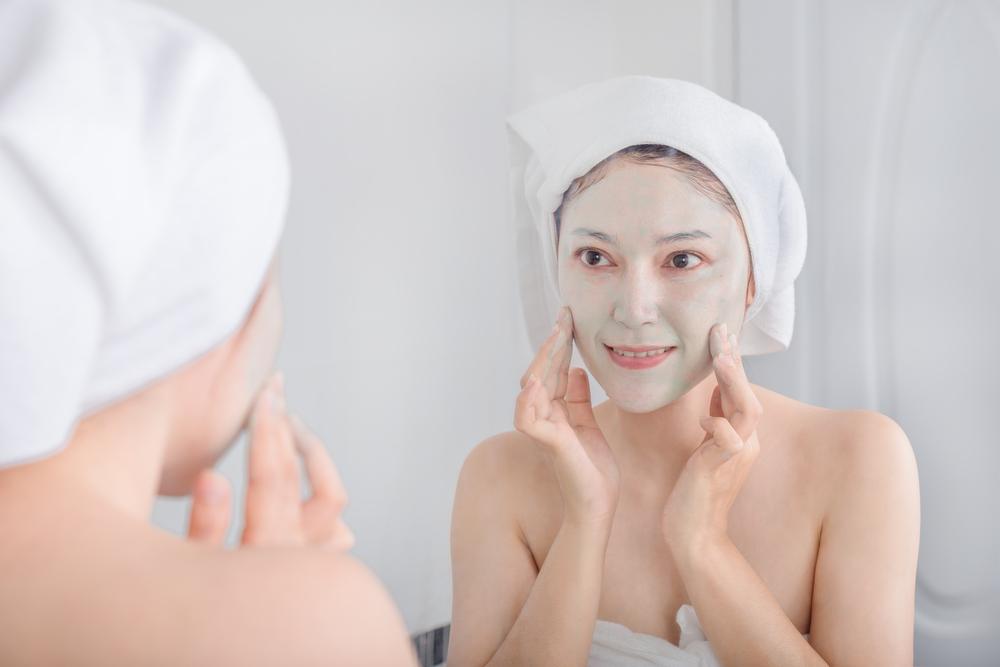 Ketahui Waktu yang Baik untuk Maskeran - Hello Sehat
