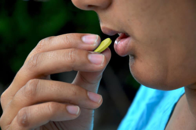 Obat Famotidine: Fungsi, Dosis, Efek Samping, dll. • Hello Sehat