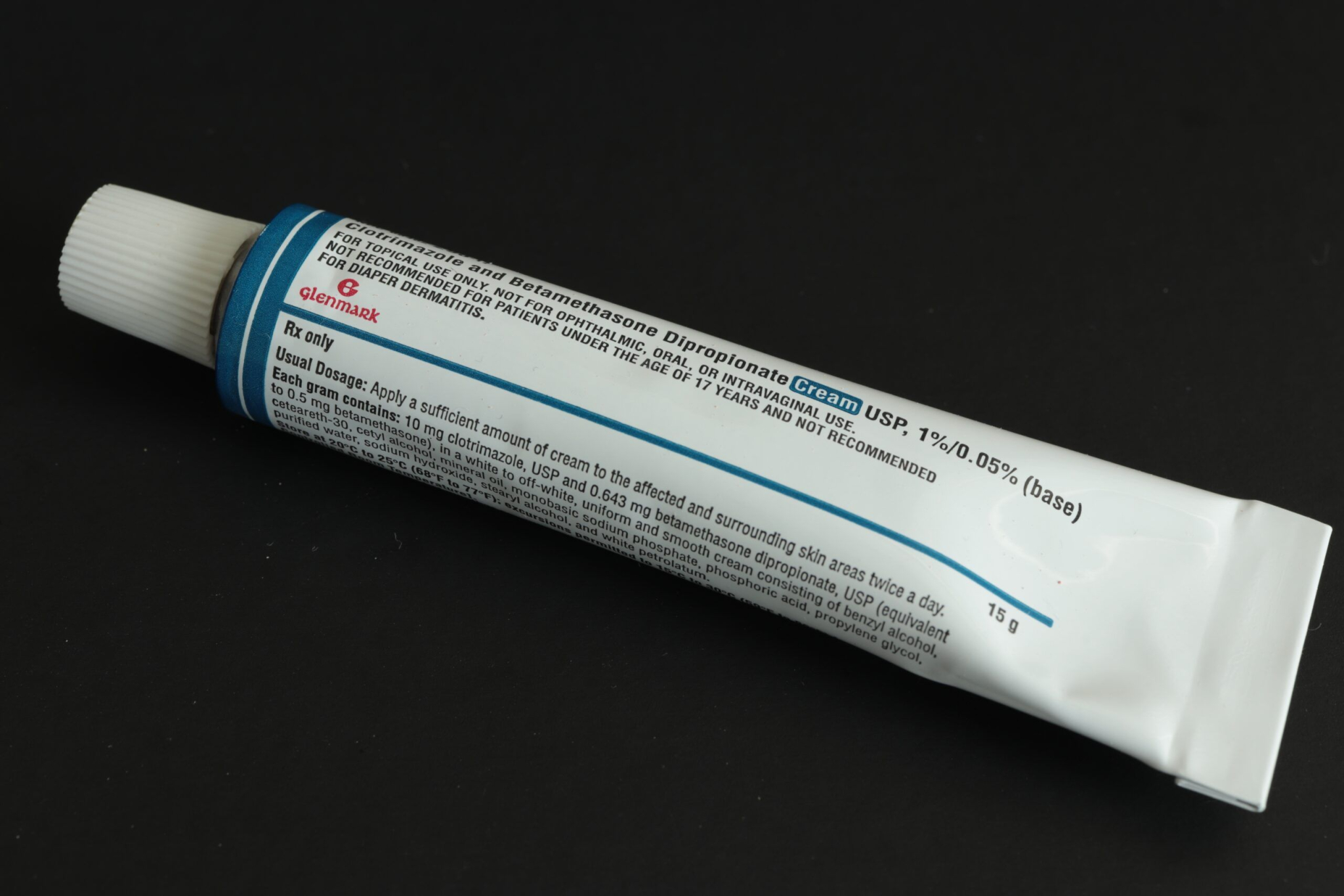 Clotrimazole: Kegunaan, Dosis, Efek Samping, dll. - Hello Sehat