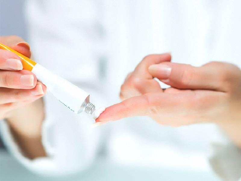 Tacrolimus: Kegunaan, Dosis, Efek Samping - Hello Sehat