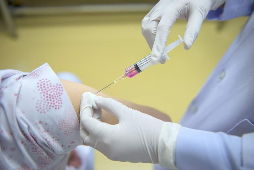 Cefepime: Kegunaan, Dosis, dan Efek Samping - Hello Sehat