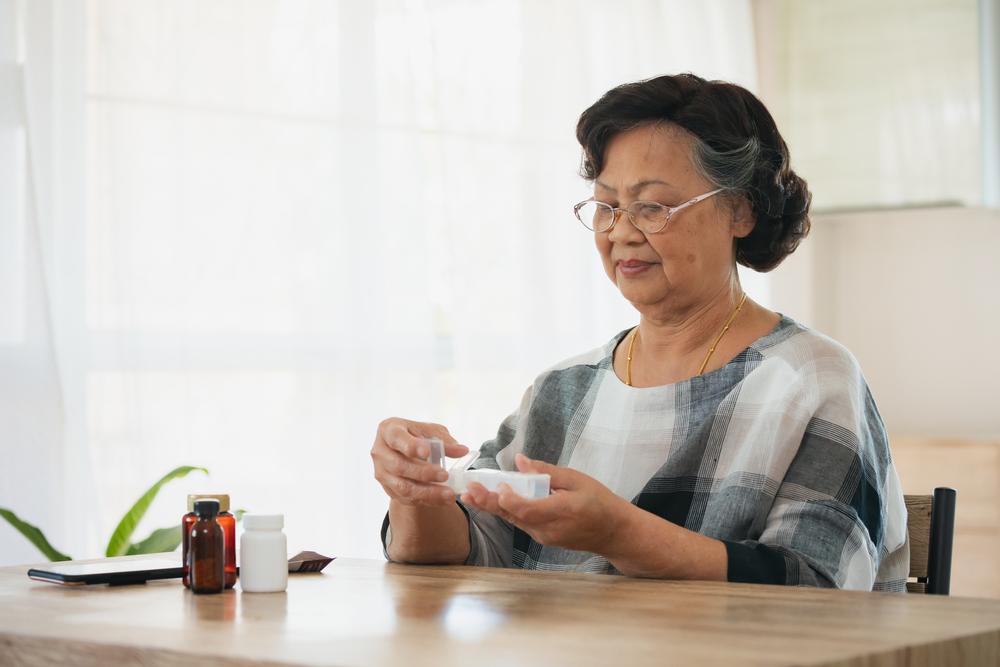 Exemestane: Kegunaan, Dosis, Efek Samping - Hello Sehat
