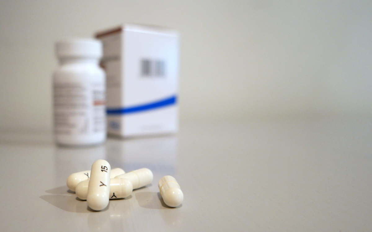 Fenofibrate: Kegunaan, Dosis, Efek Samping, dll. - Hello Sehat
