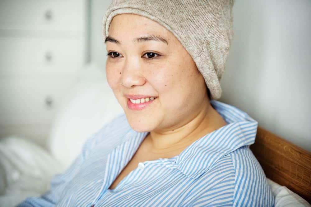 Doxorubicin: Kegunaan, Dosis, dan Efek Samping - Hello Sehat