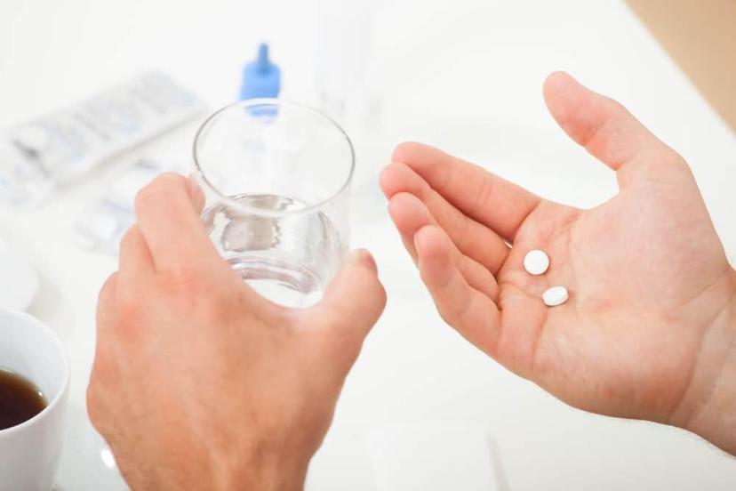 Clonidine: Kegunaan, Dosis, Efek Samping, dll. - Hello Sehat