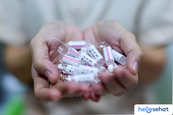 Atropin (Atropine): Kegunaan, Dosis, Efek Samping - Hello Sehat