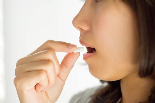 Velacom Plus: Dosis, Efek Samping, dll. - Hello Sehat