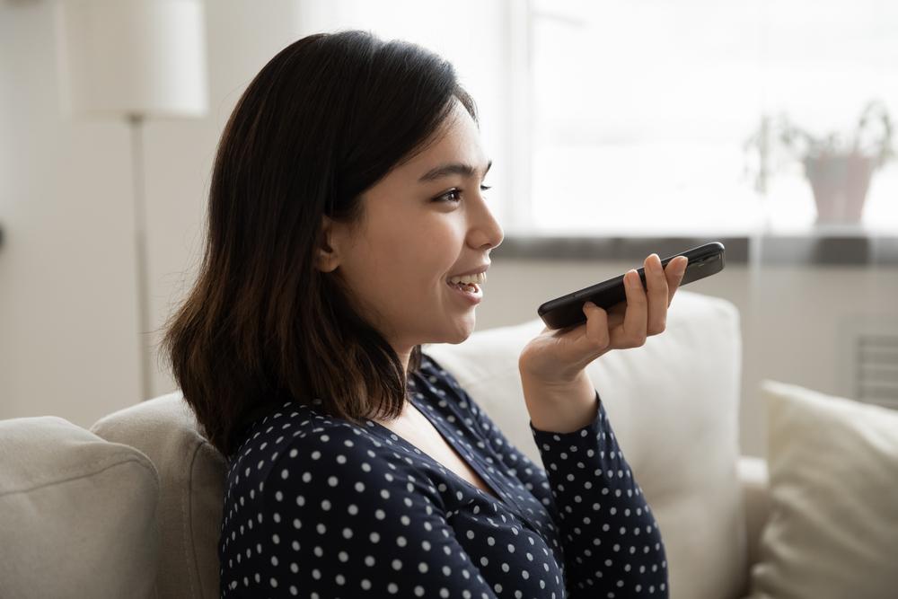 Suara Berbeda Ketika Direkam? Ternyata Ini Sebabnya - Hello Sehat