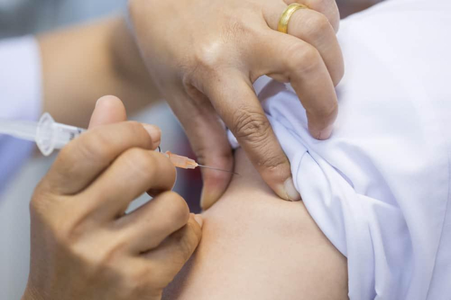 Tetanus: Gejala, Penyebab, Pengobatan, dll. - Hello Sehat