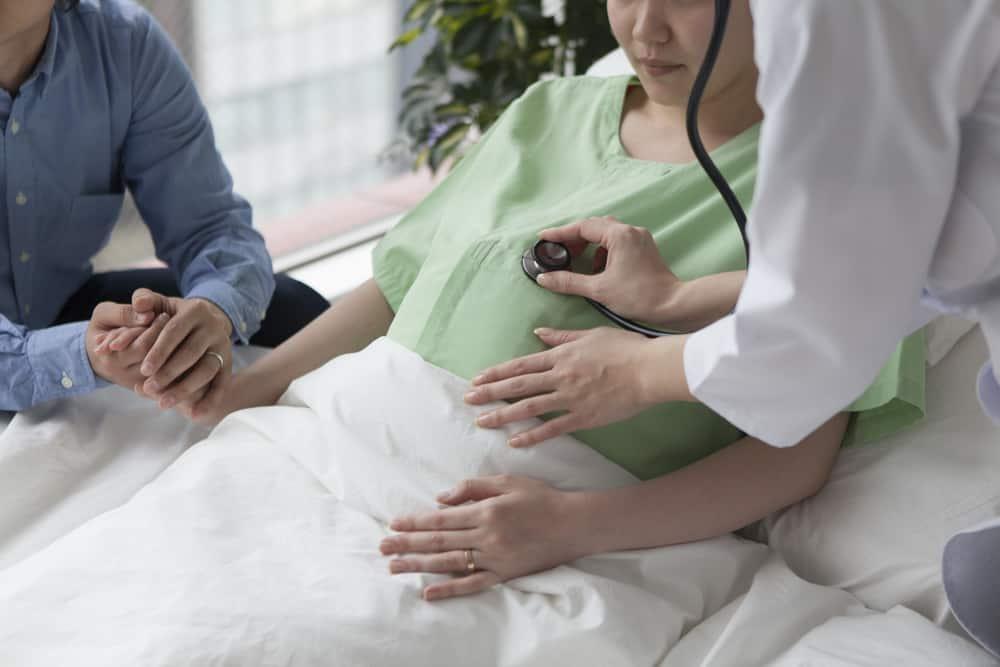 10 Tanda Anda Mau Melahirkan Sudah Dekat • Hello Sehat