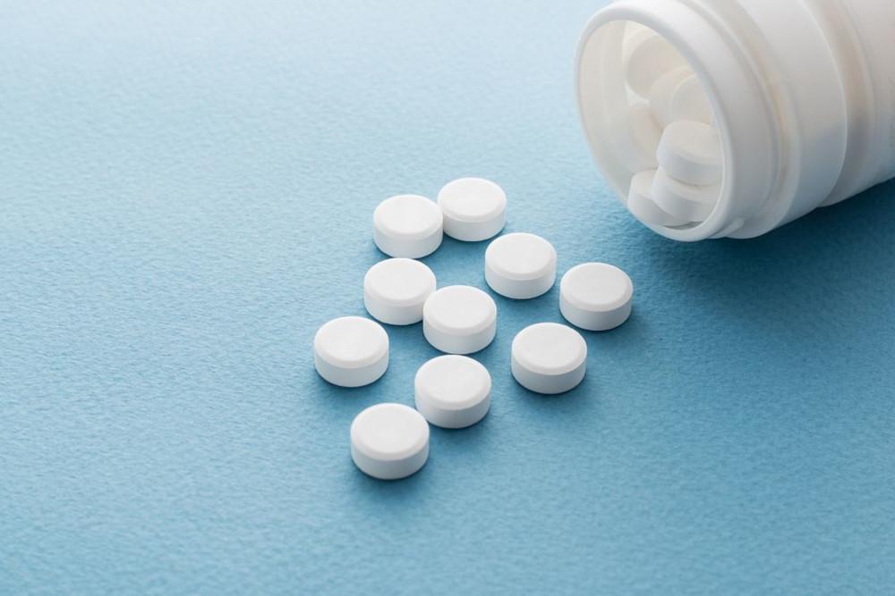 Trihexyphenidyl: Kegunaan, Dosis, Efek Samping, dll. - Hello Sehat