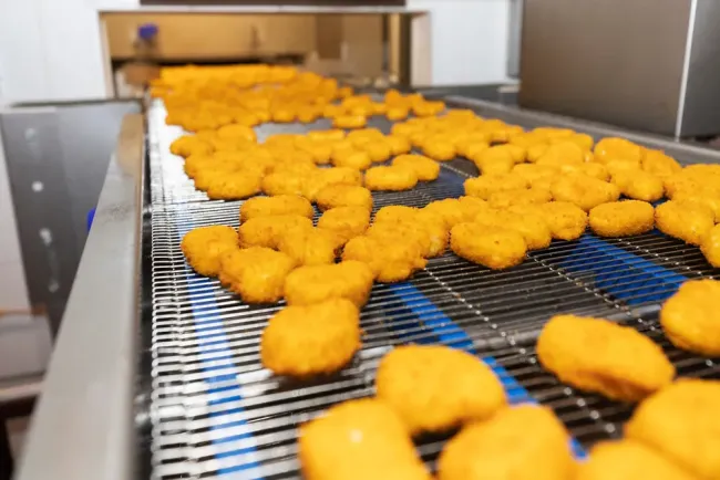 10 Jenis Makanan Tidak Sehat, Segera Batasi Konsumsinya! | Hello Sehat