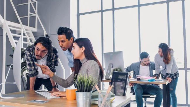 7 Langkah Membangun Tim Kerja yang Baik dan Efektif - Hello Sehat