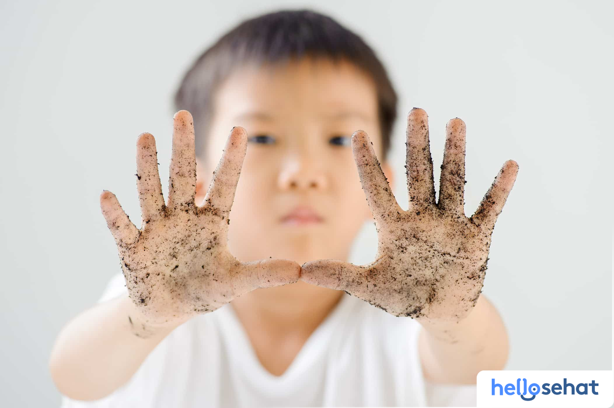 Mengungkap Mitos dan Fakta Seputar Masalah Cacingan • Hello Sehat