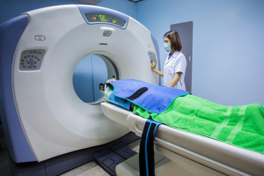 PET Scan: Definisi, Manfaat, Prosedur, Risiko, dll. | Hello Sehat