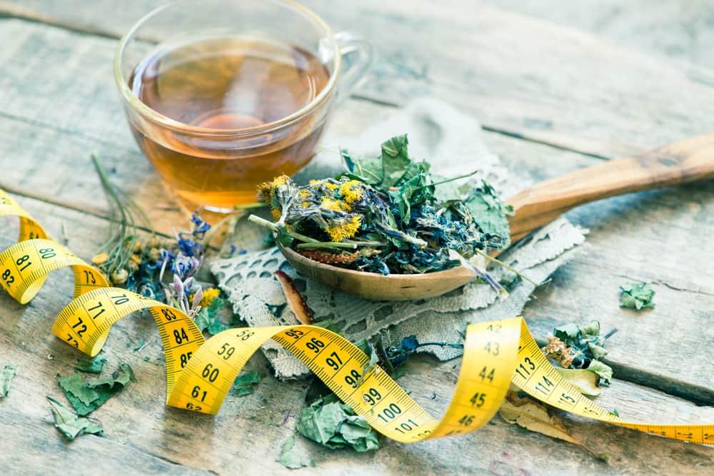 Teh Detoks untuk Diet, Apakah Efektif? Adakah Efek Sampingnya?