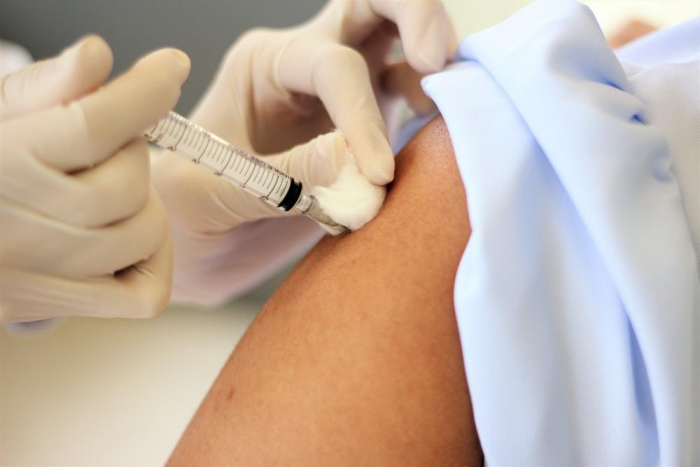 Tetanus Toxoid: Kegunaan, Dosis, Efek Samping, dll. - Hello Sehat