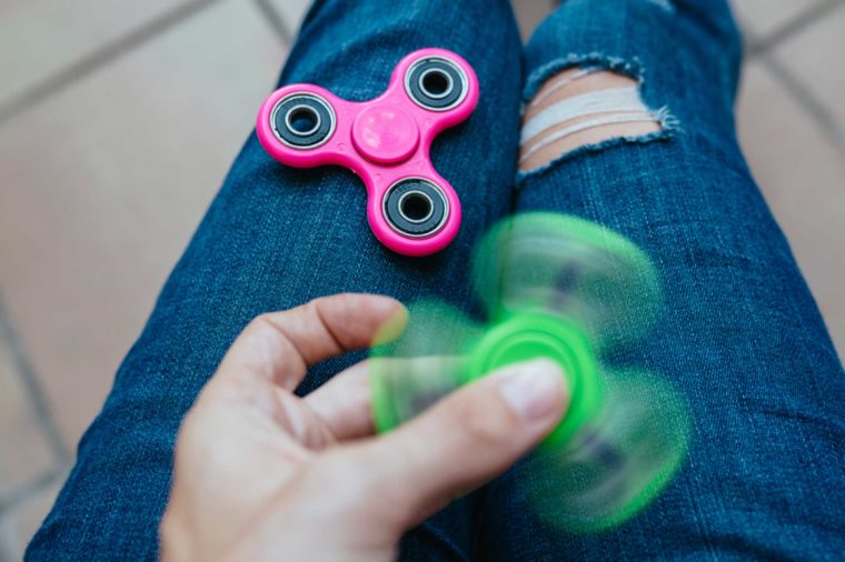 Fidget Spinner Bermanfaat Buat Kesehatan? Ini Pandangan Dunia Medis