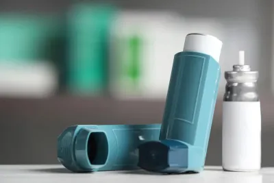 Kortikosteroid: Jenis, Dosis, Efek Samping - Hello Sehat