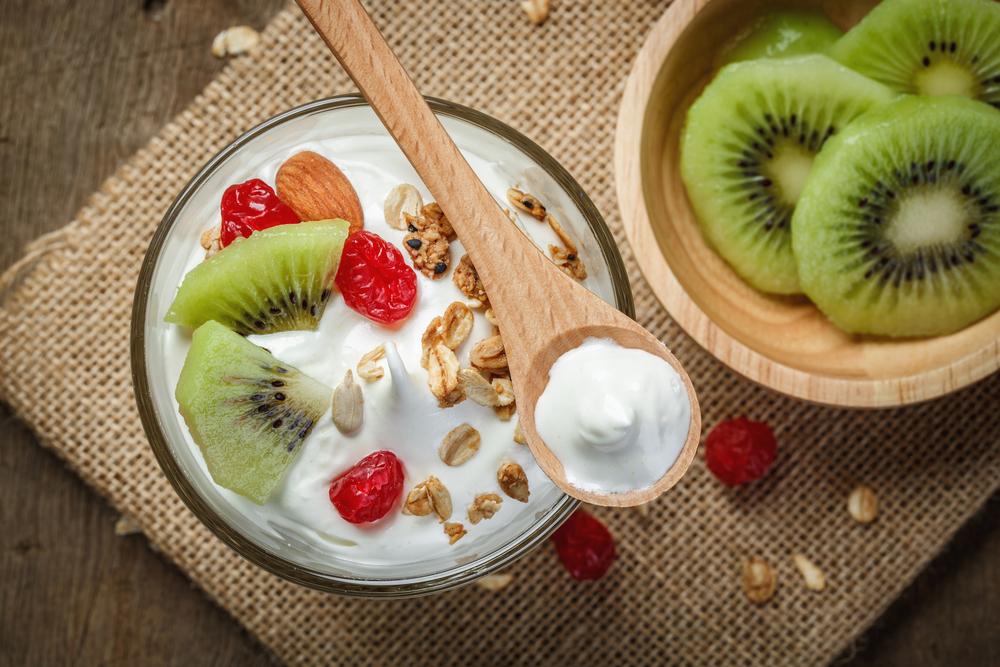 Simak Jenis Yogurt dan Beda Manfaatnya | Hello Sehat