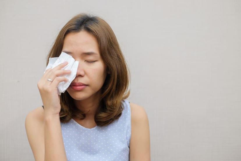 Dakriosistitis (Infeksi Kelenjar Air Mata): Gejala, Obat, dll.