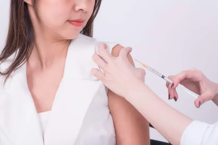 Kenali KB Suntik, dari Cara Kerja, Kelebihan, dan Kekurangan