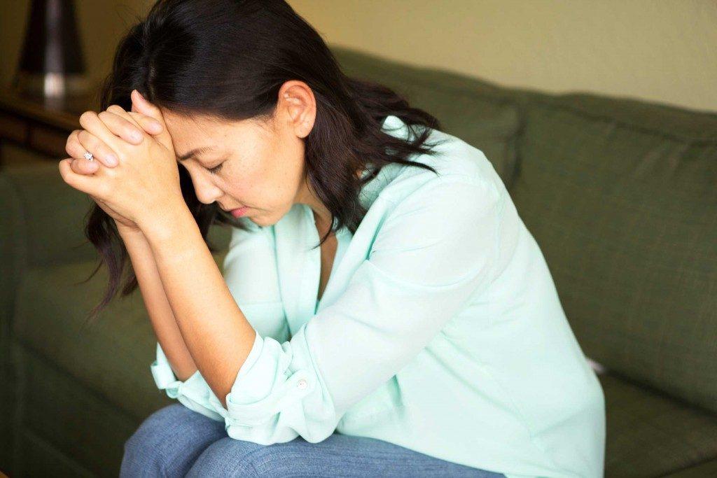 11 Jenis Gangguan Kecemasan yang Umum Terjadi - Hello Sehat