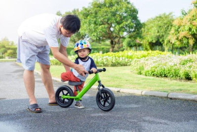 10 Rekomendasi Balance Bike Merk yang Patut Anda Beli! • Hello Sehat