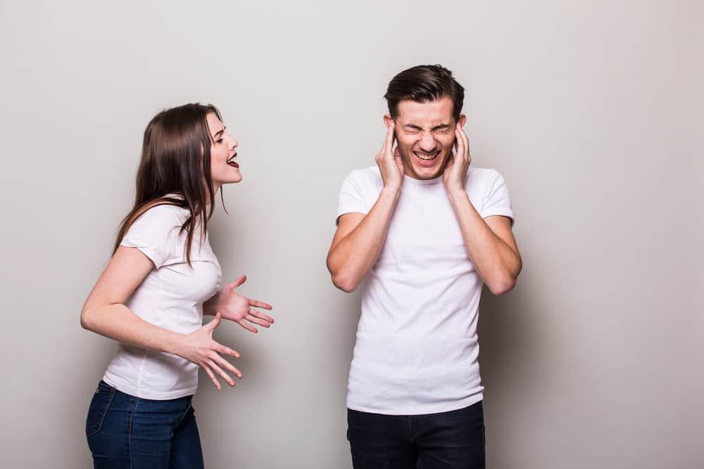 5 Ciri-Ciri Orang Toksik yang Harus Dihindari - Hello Sehat