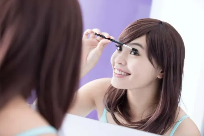 10 Maskara yang Bagus dan Terbaik Bikin Bulu Mata Lentik - Hello Sehat
