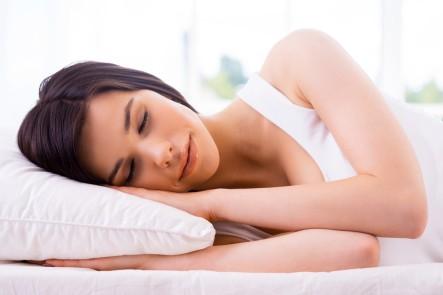 Mana Posisi Tidur yang Baik: Telentang, Tengkurap, atau Miring?