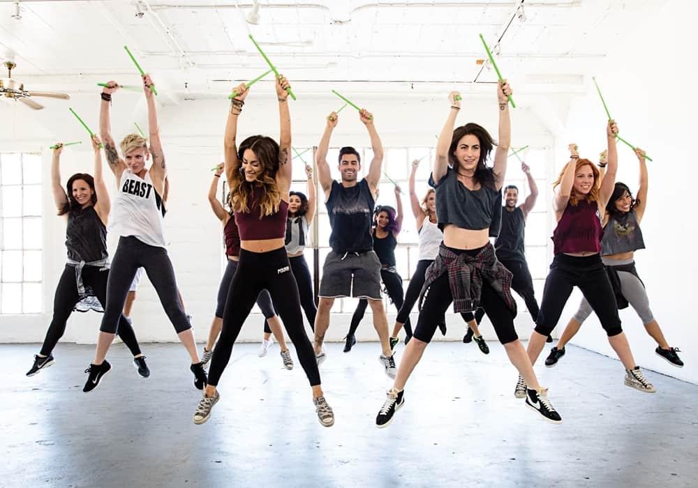 4 Manfaat Pound Fit Bagi Tubuh (Bisa untuk Mengecilkan Perut, Lho!)