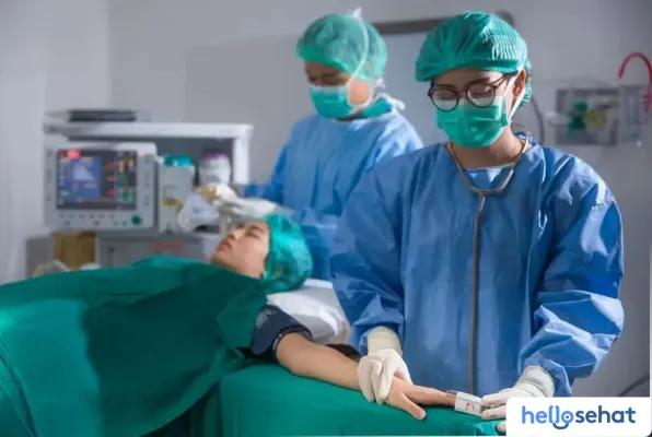 7 Tes yang Dilakukan Sebelum dan Sesudah Operasi - Hello Sehat