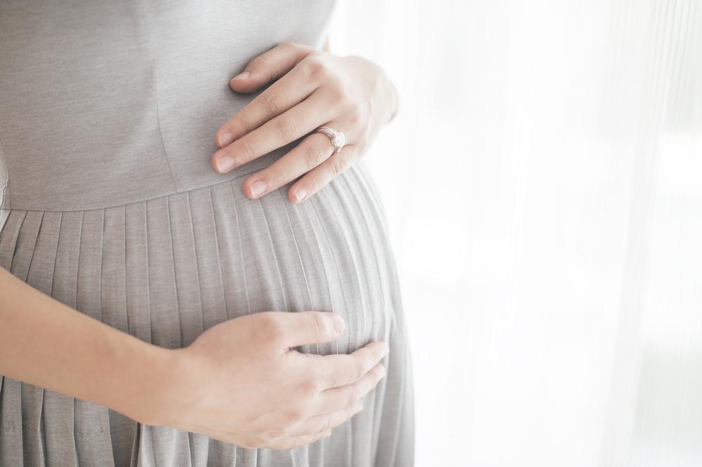 Berapa Batas Usia Subur Wanita yang Aman untuk Hamil?