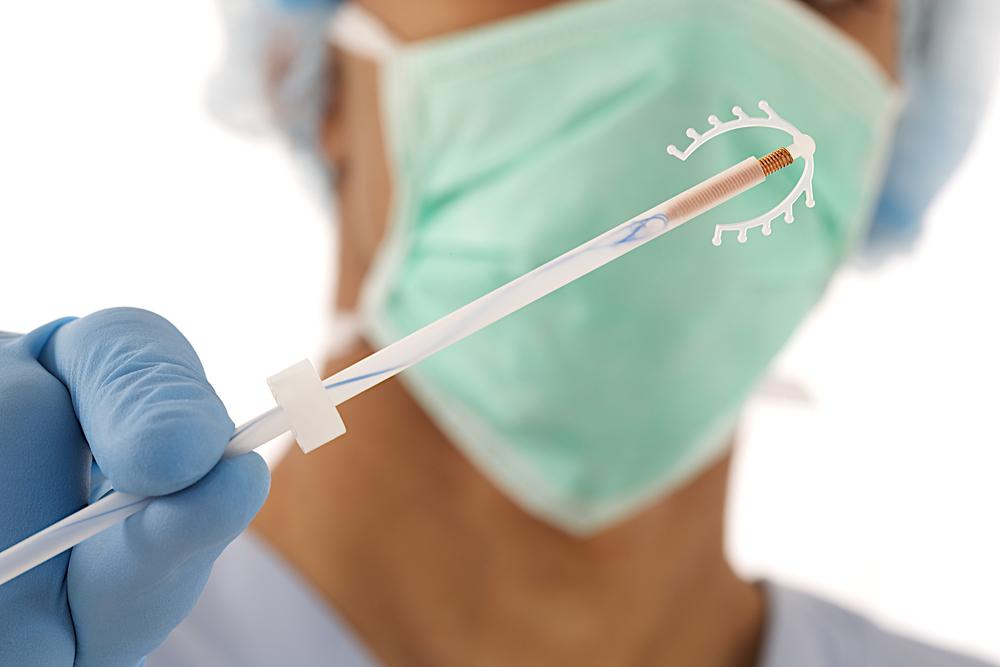 Prosedur Pemasangan IUD atau KB Spiral - Hello Sehat