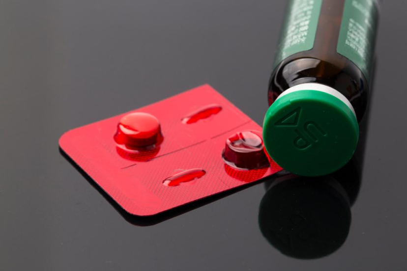 Demacolin: Kegunaan, Dosis, Efek Samping, dll. - Hello Sehat