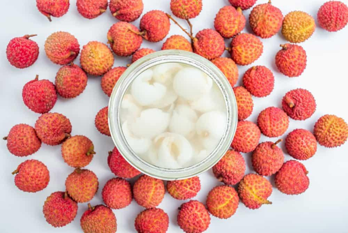 Apakah Ibu Hamil Boleh Makan Buah Leci? Ini Aturannya