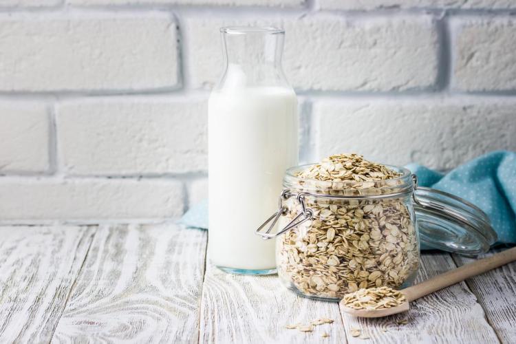 Yuk, Kenali Nutrisi dan Manfaat Susu Gandum Oat Bagi Kesehatan Tubuh