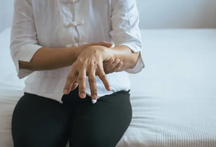 Trihexyphenidyl: Kegunaan, Dosis, Efek Samping, dll. - Hello Sehat