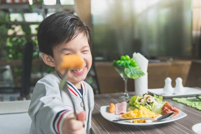 6 Aturan Diet Anak Sekolah yang Kelebihan Berat Badan