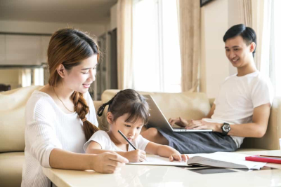 8 Cara Mengajari Anak Menulis dengan Rapi di Rumah - Hello Sehat