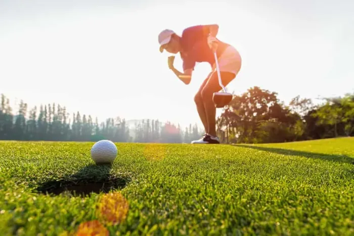 10 Stick Golf Terbaik Agar Pukulan Bola Lebih Maksimal - Hello Sehat