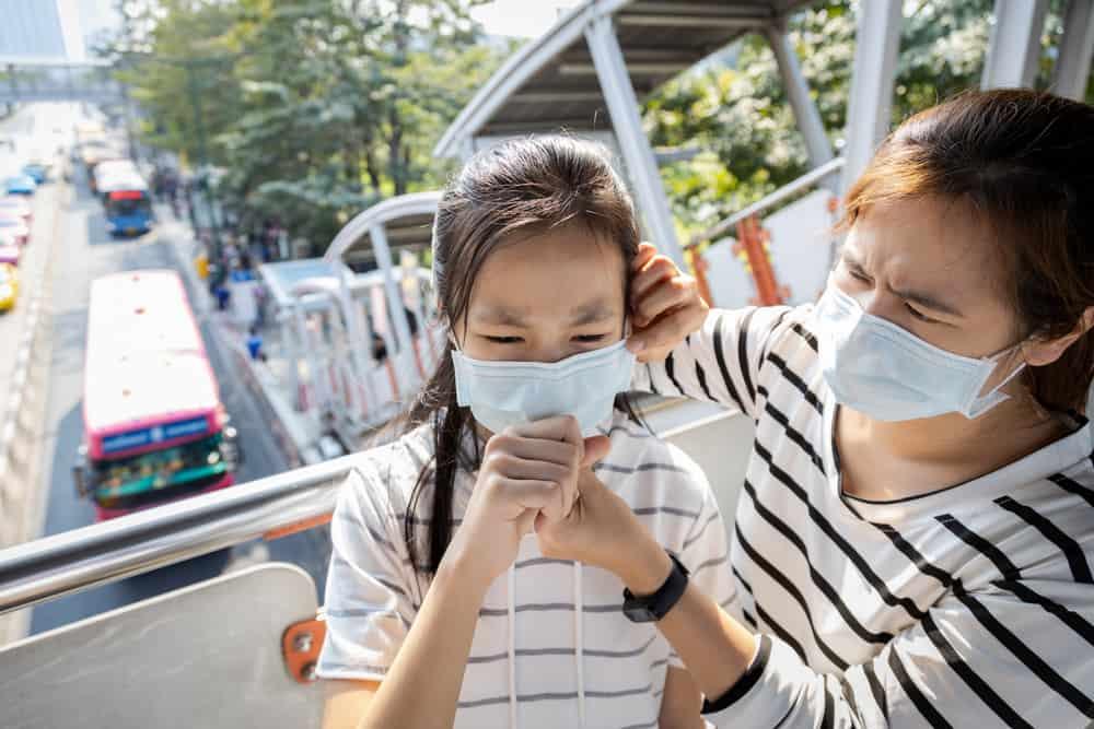 Penyebab Bronkitis dan Faktor Risikonya | Hello Sehat