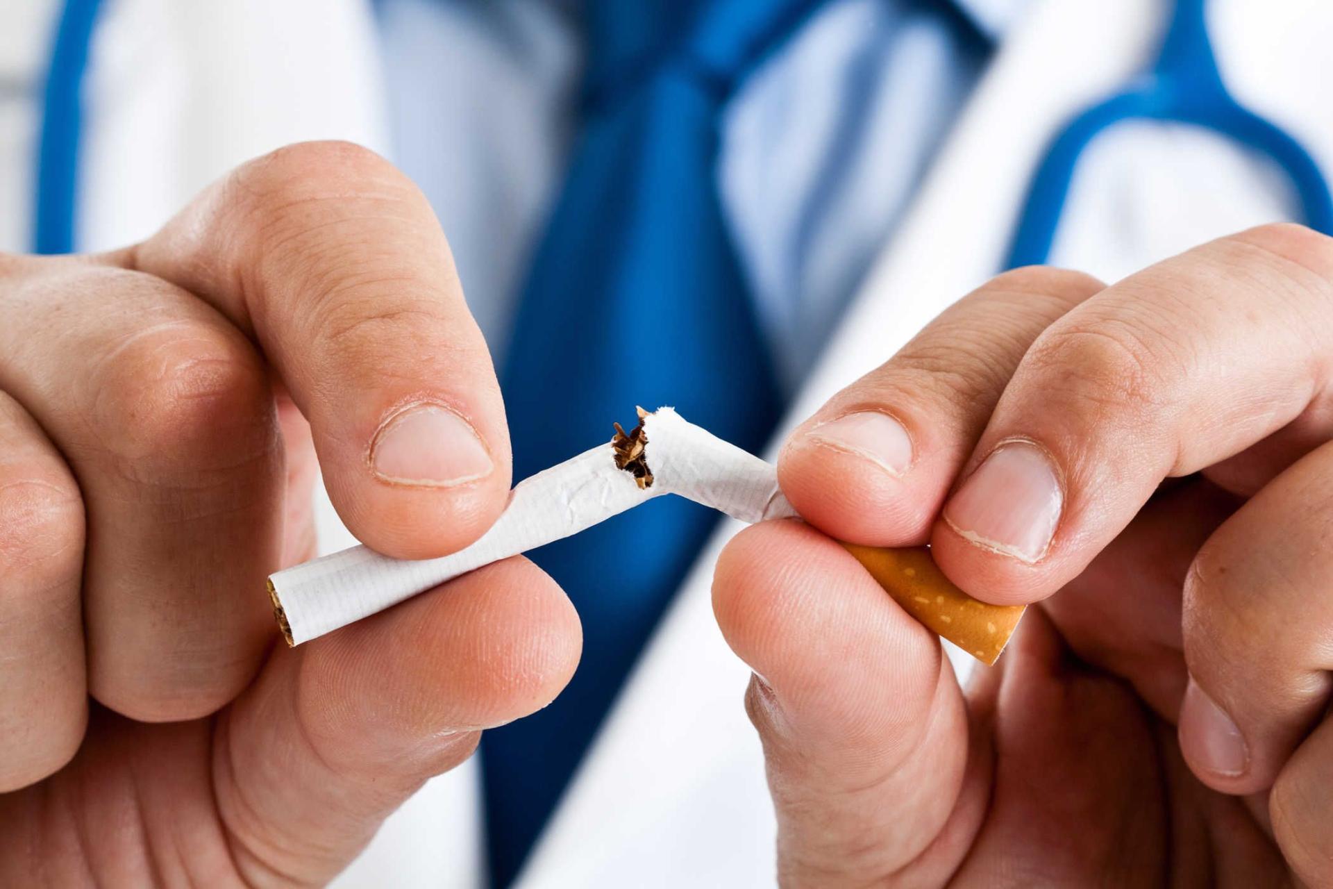 Nicotine: Kegunaan, Dosis, Efek Samping, dll. - Hello Sehat