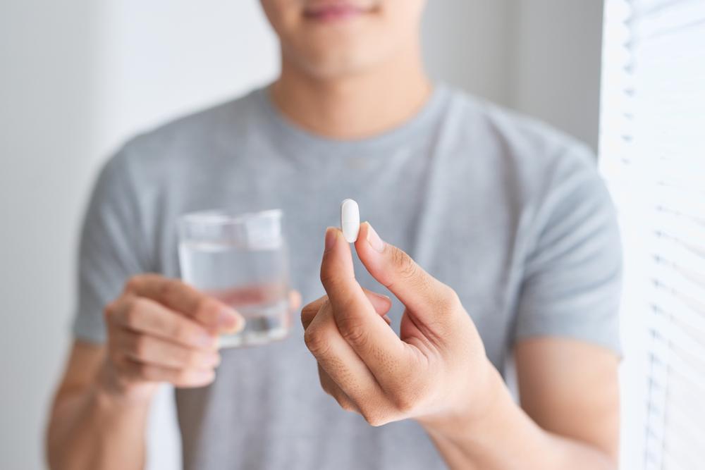 Sevelamer: Kegunaan, Dosis, Efek Samping, dll. - Hello Sehat